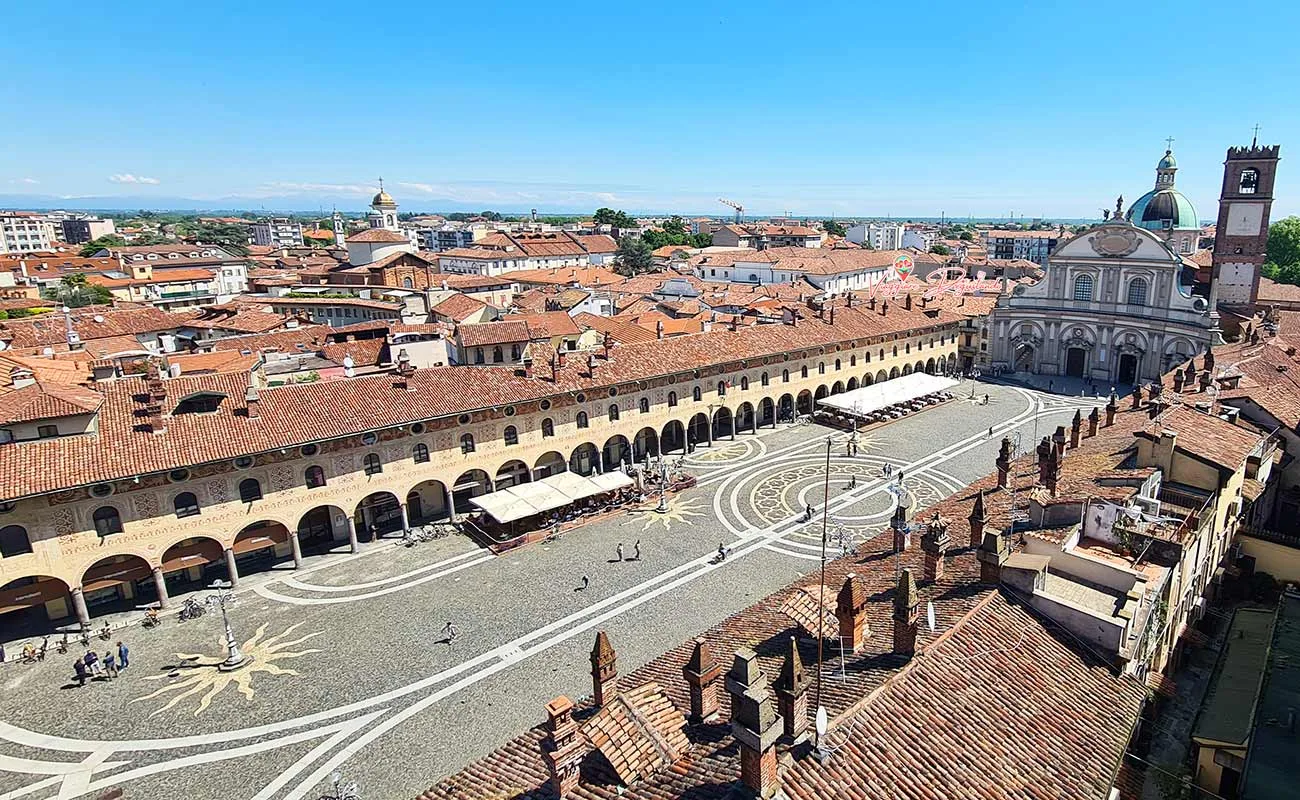 Cosa vedere a Vigevano: gita di un giorno nella città ducale ...
